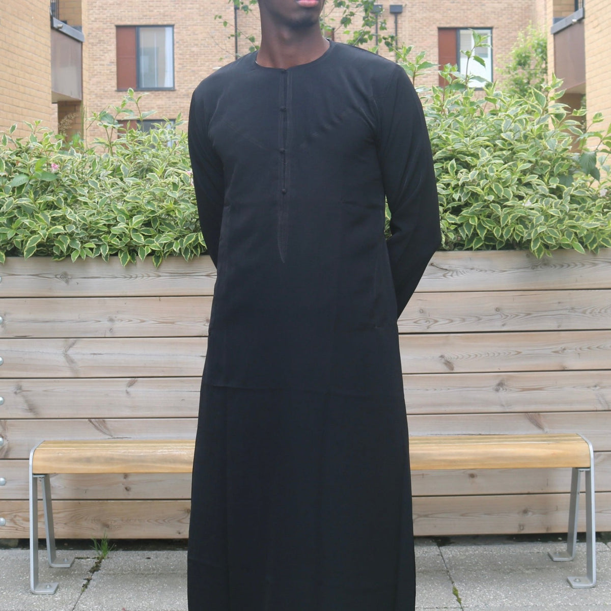 Authentic Black Emirati Thobes for Kids [Exclusive] – SouqThobes